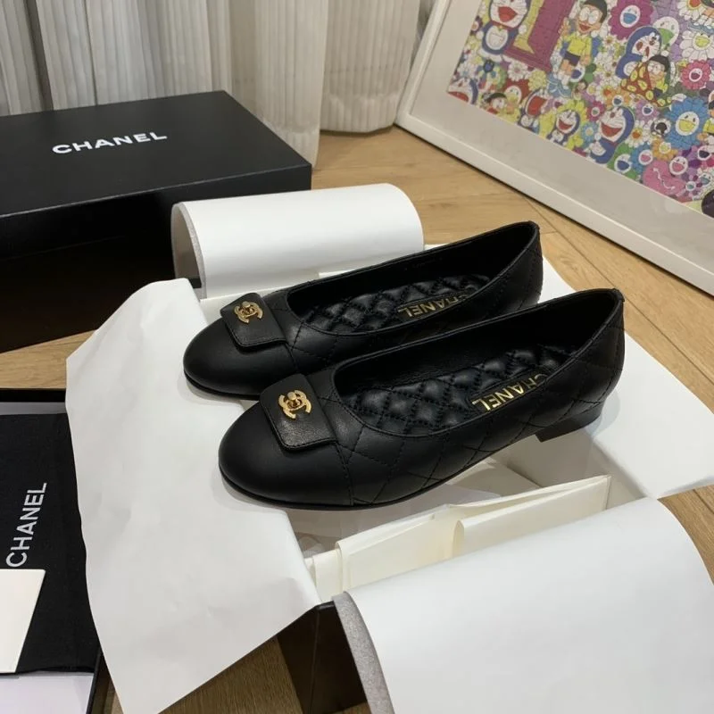 Chanel Low Shoes