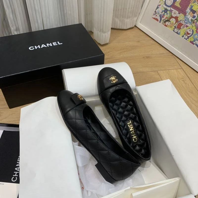 Discounted Chanel Low Shoes