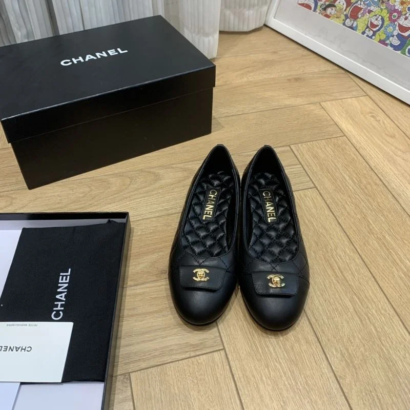 Discounted Chanel Low Shoes
