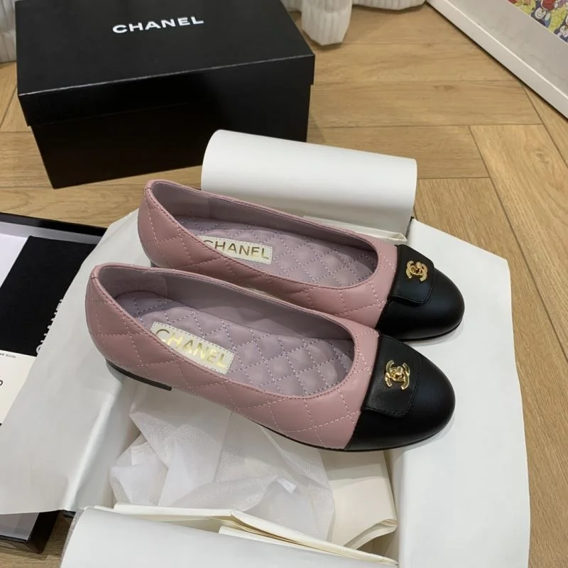 Chanel Low Shoes