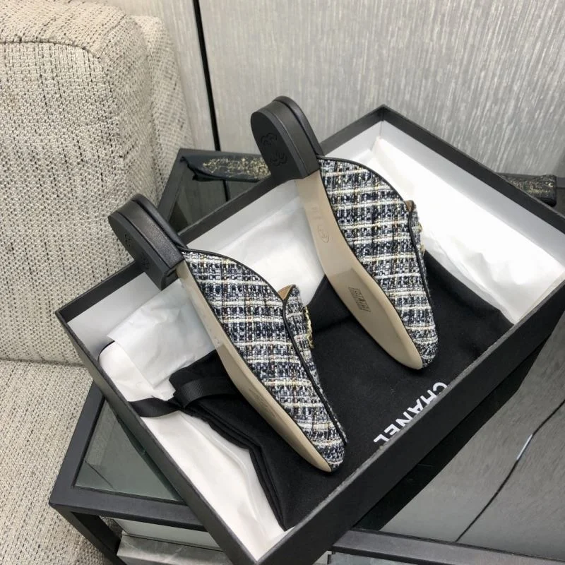 Brand-authenticated Chanel Low Shoes