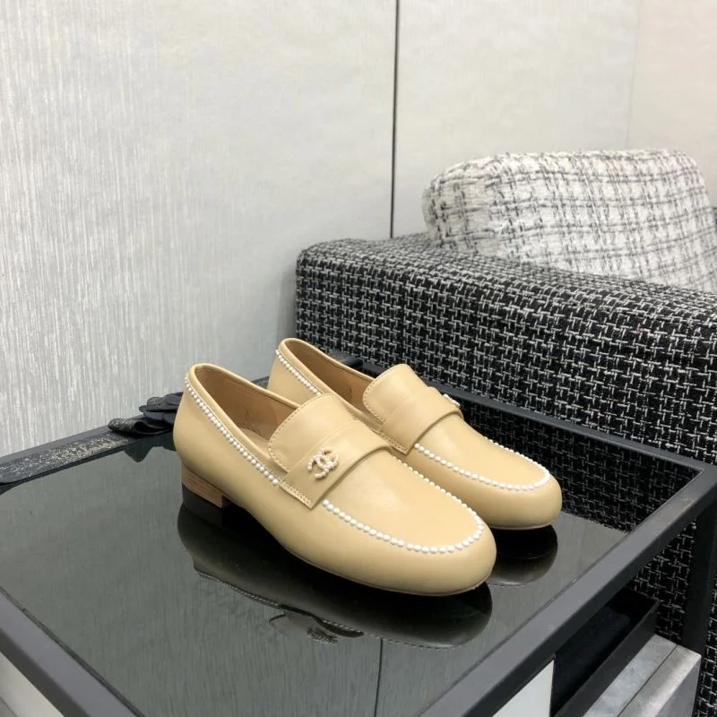 Top match Chanel Low Shoes