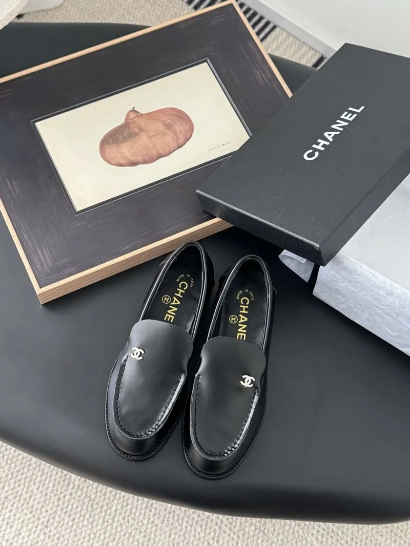Chanel Low Shoes