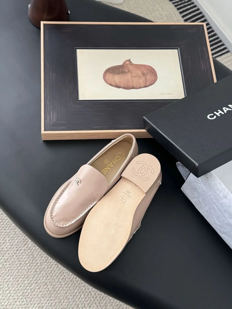 Exact replica Chanel Low Shoes
