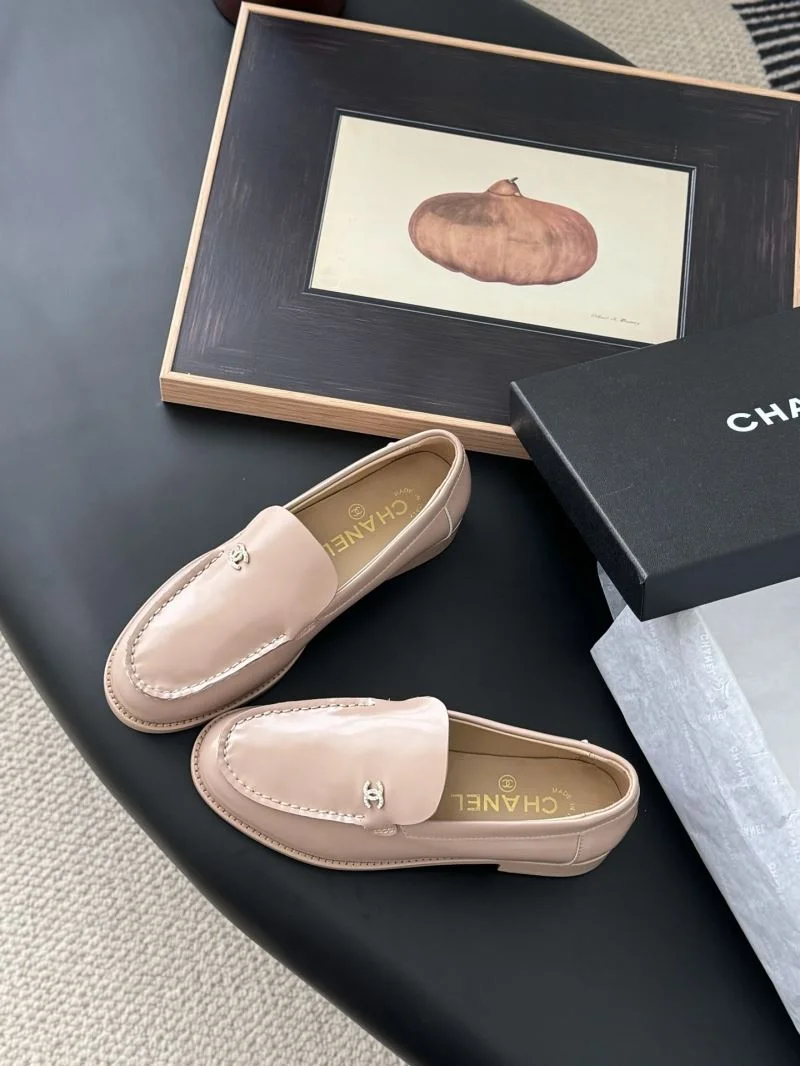 Exact replica Chanel Low Shoes