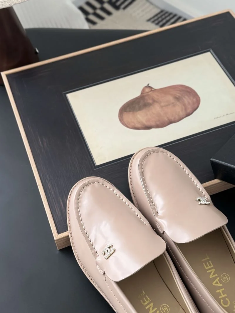 Exact replica Chanel Low Shoes