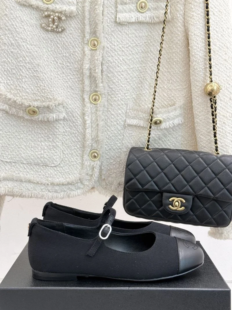 Chanel Low Shoes