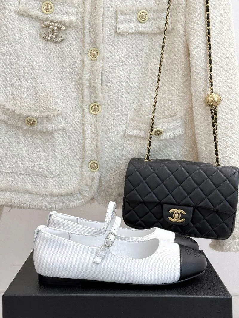 Chanel Low Shoes