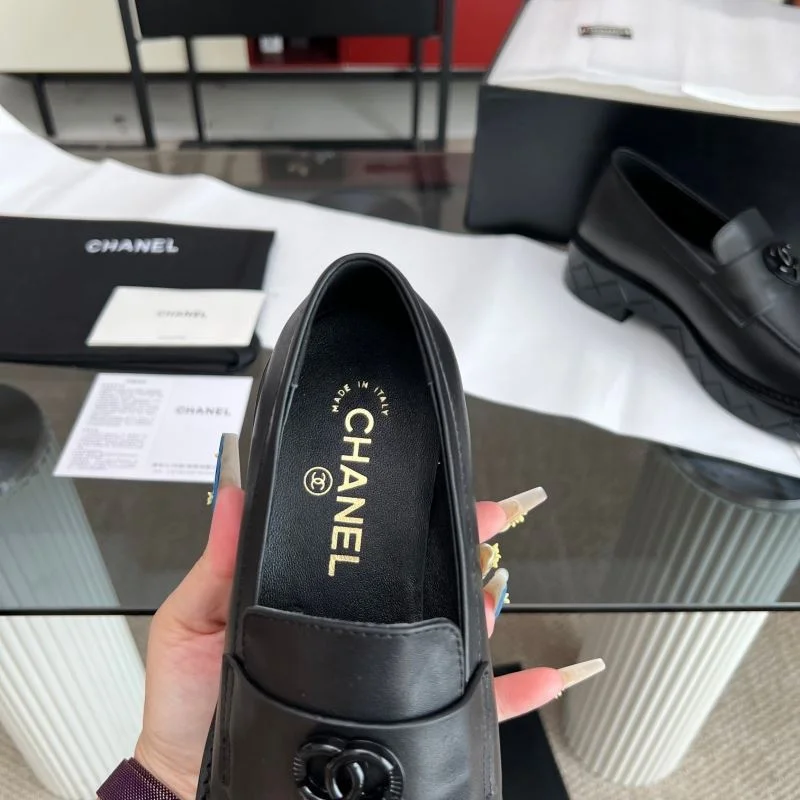 Discounted Chanel Low Shoes