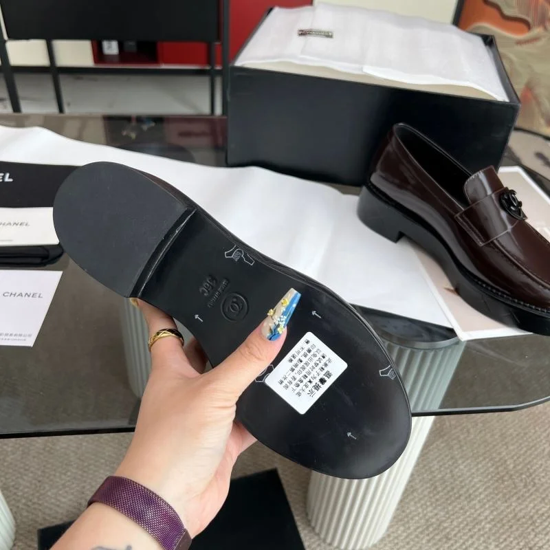 Bargain Chanel Low Shoes