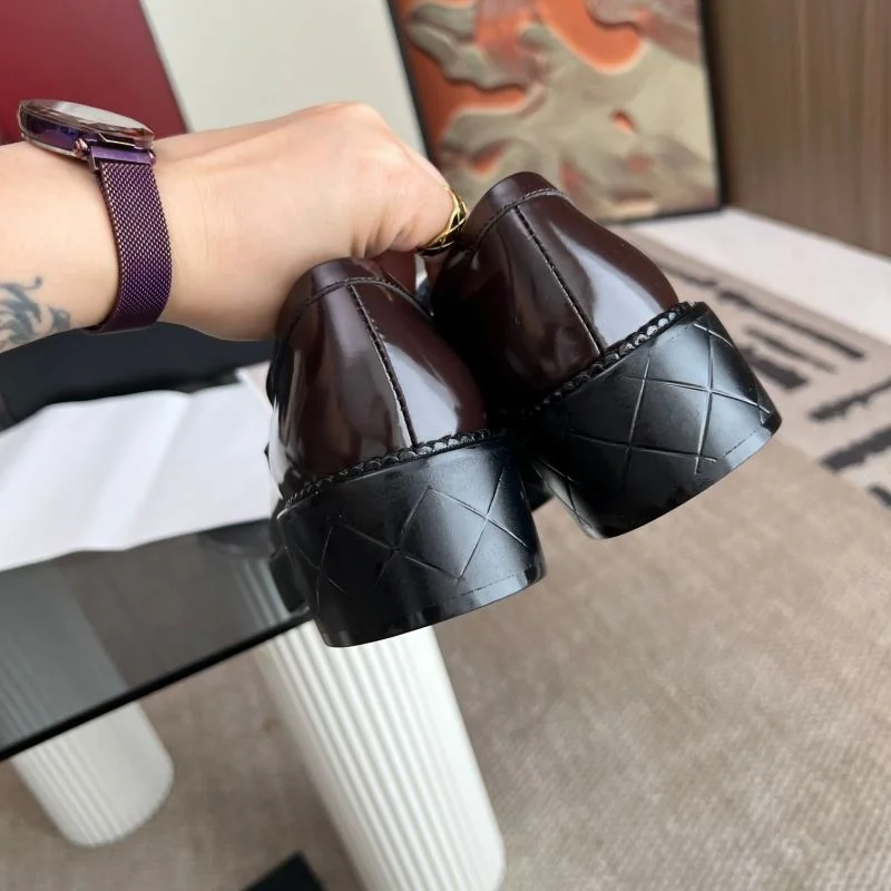 Bargain Chanel Low Shoes