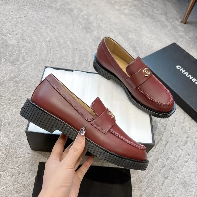 Precise copy Chanel Low Shoes