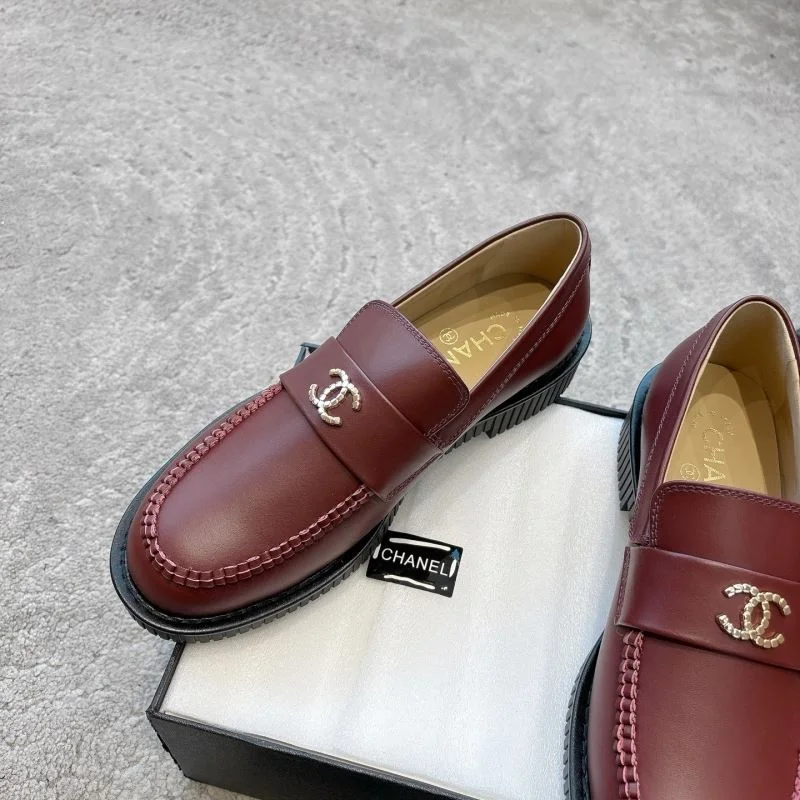 Precise copy Chanel Low Shoes