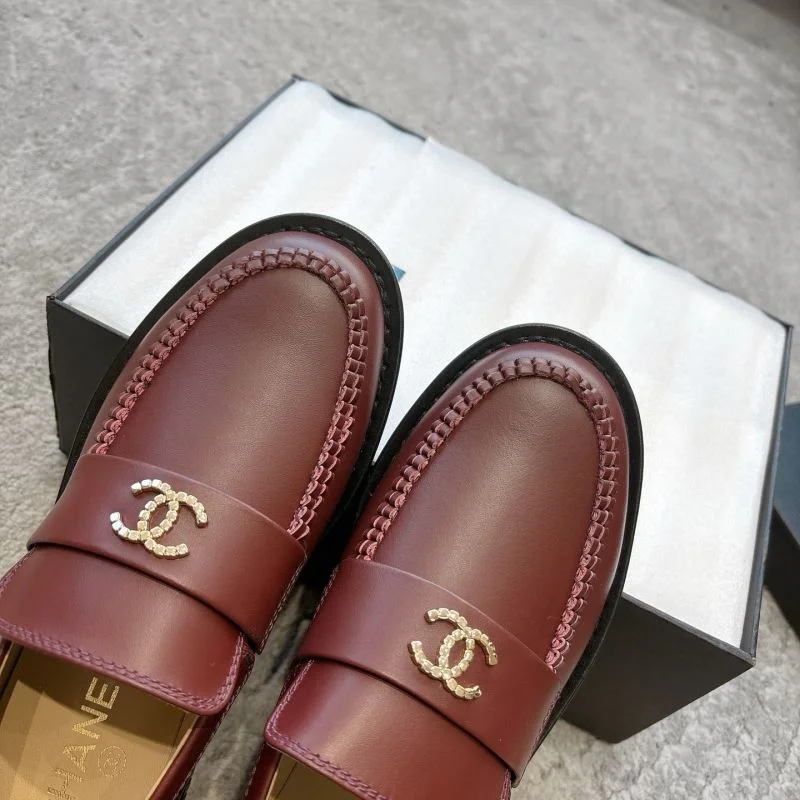 Precise copy Chanel Low Shoes