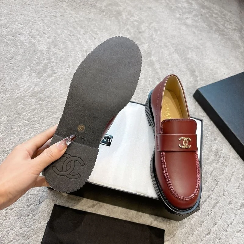 Precise copy Chanel Low Shoes