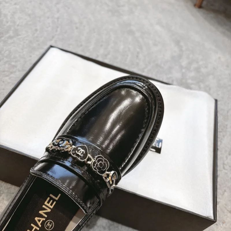 Top match Chanel Low Shoes