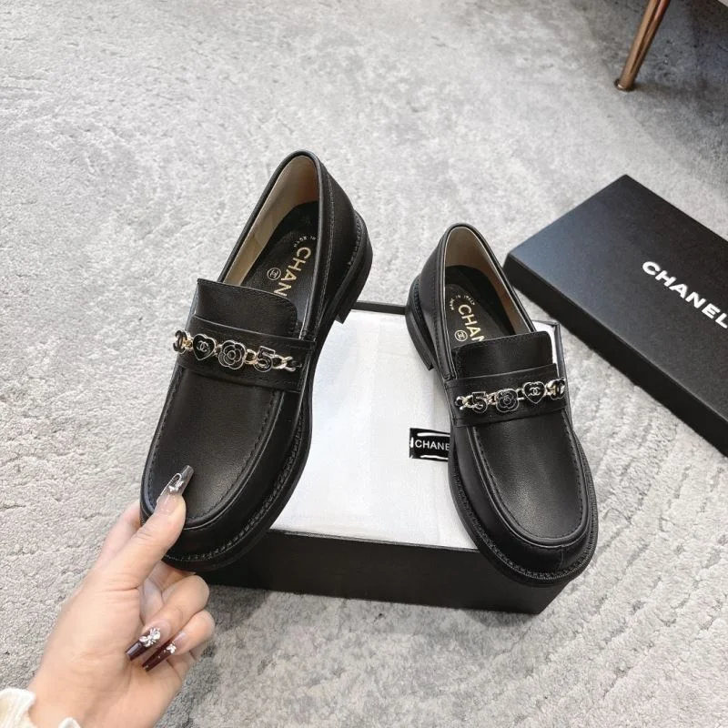 Brand-original Chanel Low Shoes