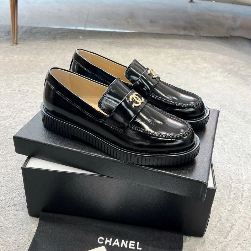 Official Chanel Low Shoes