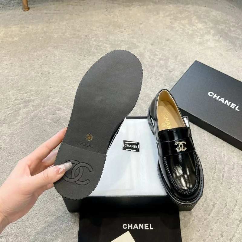 Official Chanel Low Shoes