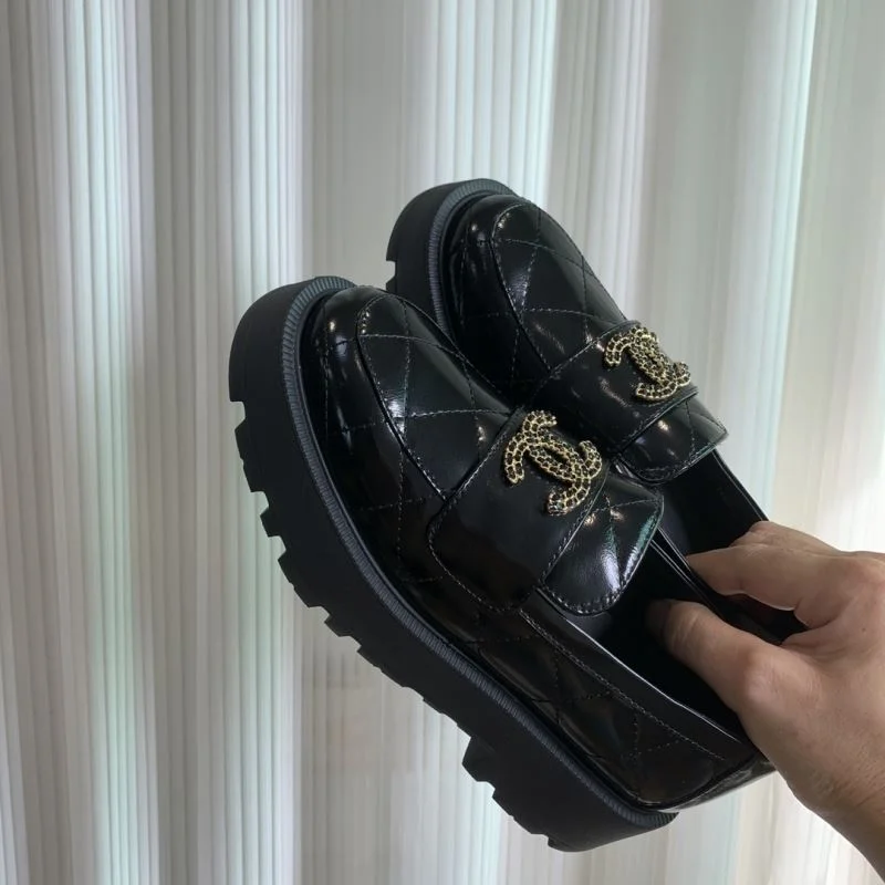 Low-cost Chanel Low Shoes