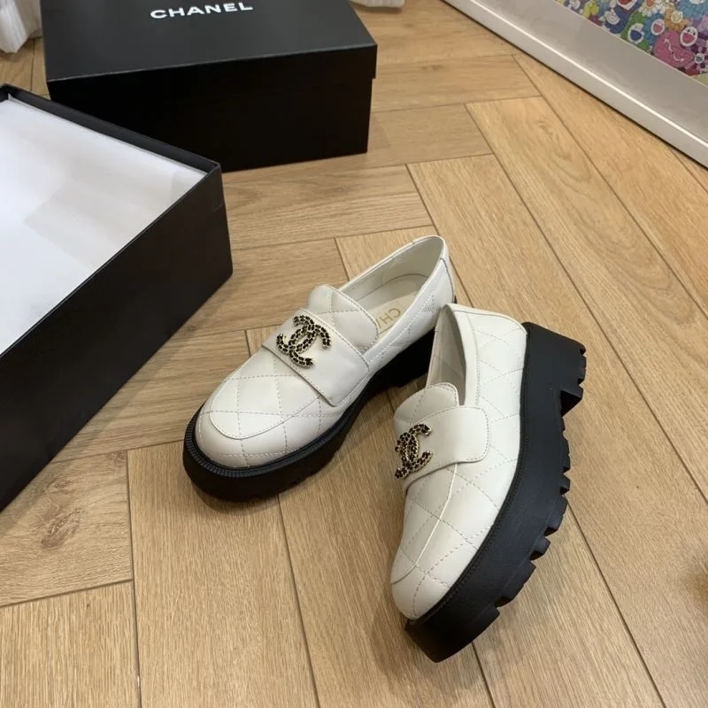 Inexpensive Chanel Low Shoes
