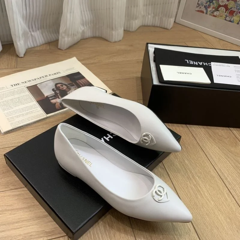 Perfect replica Chanel Low Shoes