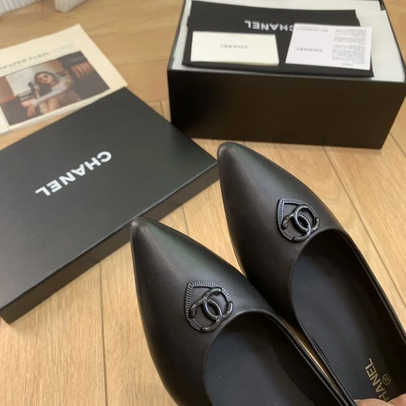 Perfect replica Chanel Low Shoes