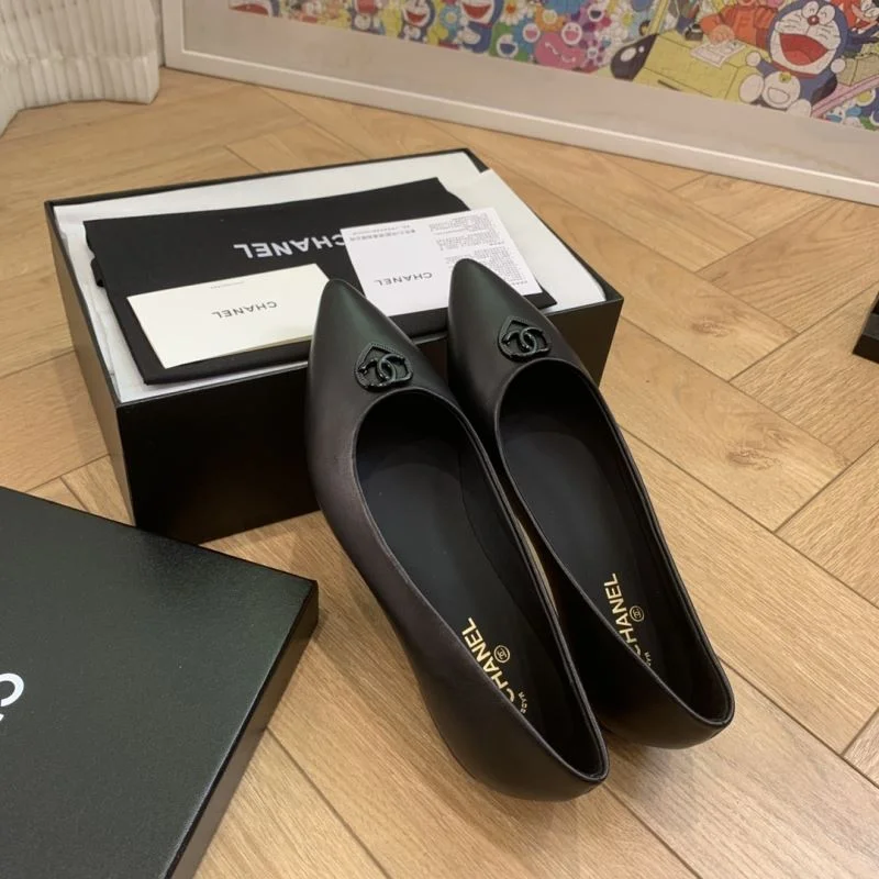 Perfect replica Chanel Low Shoes