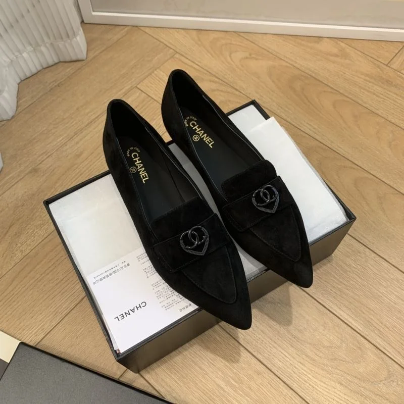 Exact replica Chanel Low Shoes