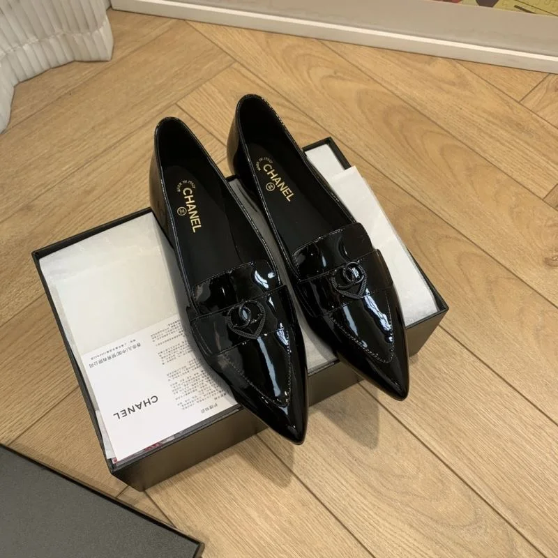 Exact replica Chanel Low Shoes