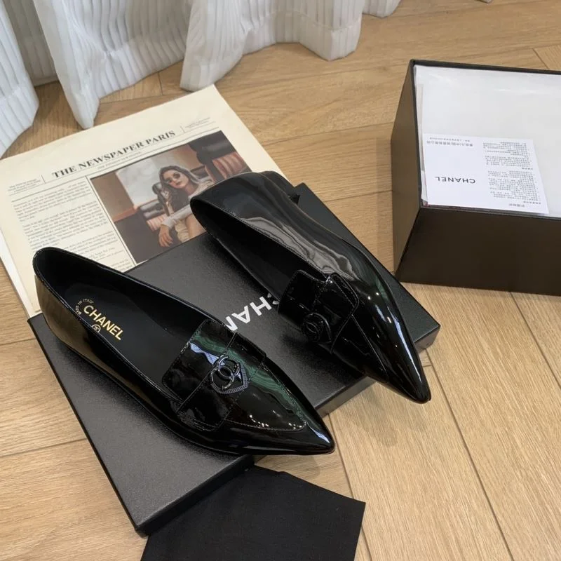 Exact replica Chanel Low Shoes