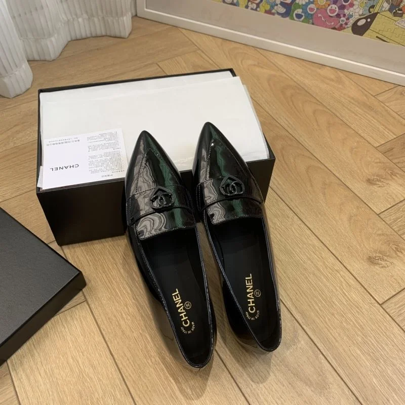 Exact replica Chanel Low Shoes