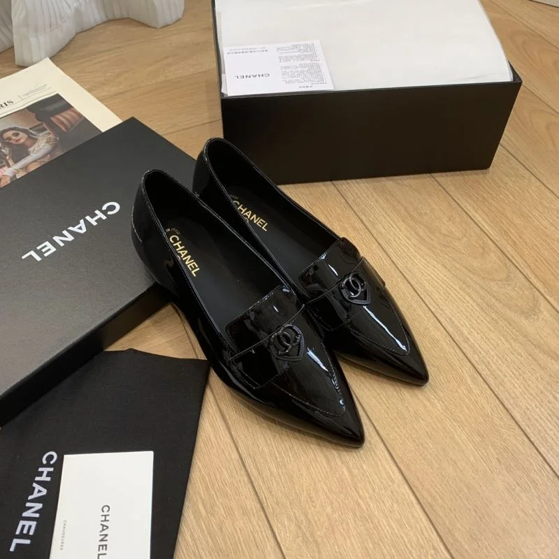 Exact replica Chanel Low Shoes