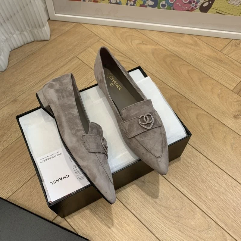Low-cost Chanel Low Shoes