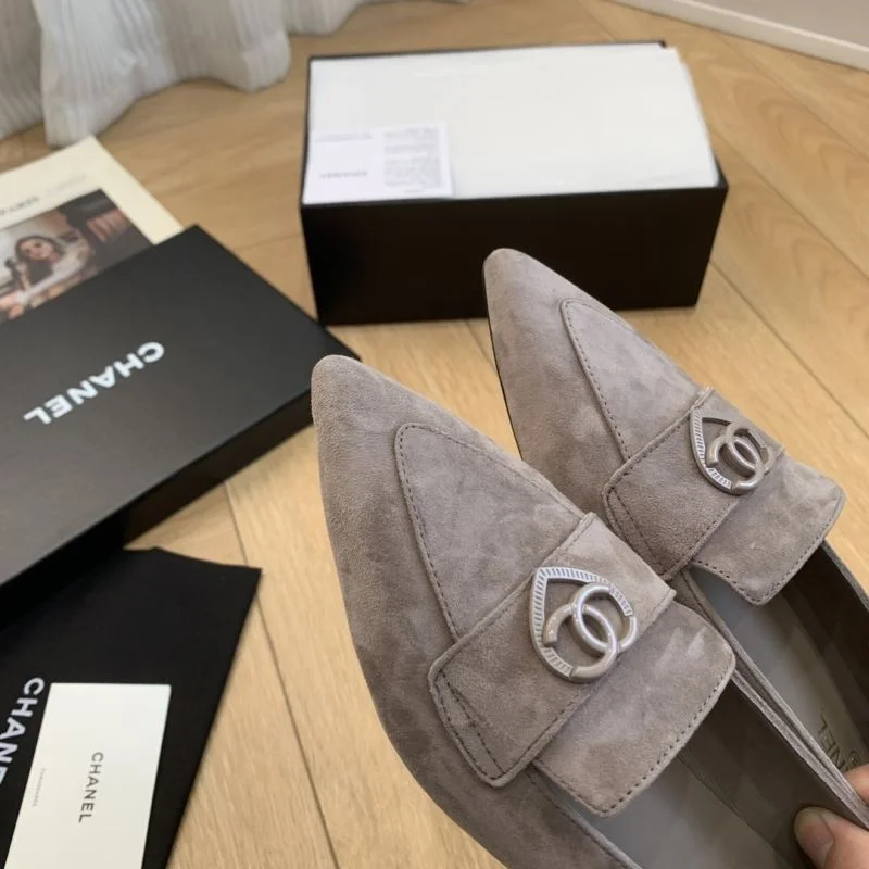 Low-cost Chanel Low Shoes