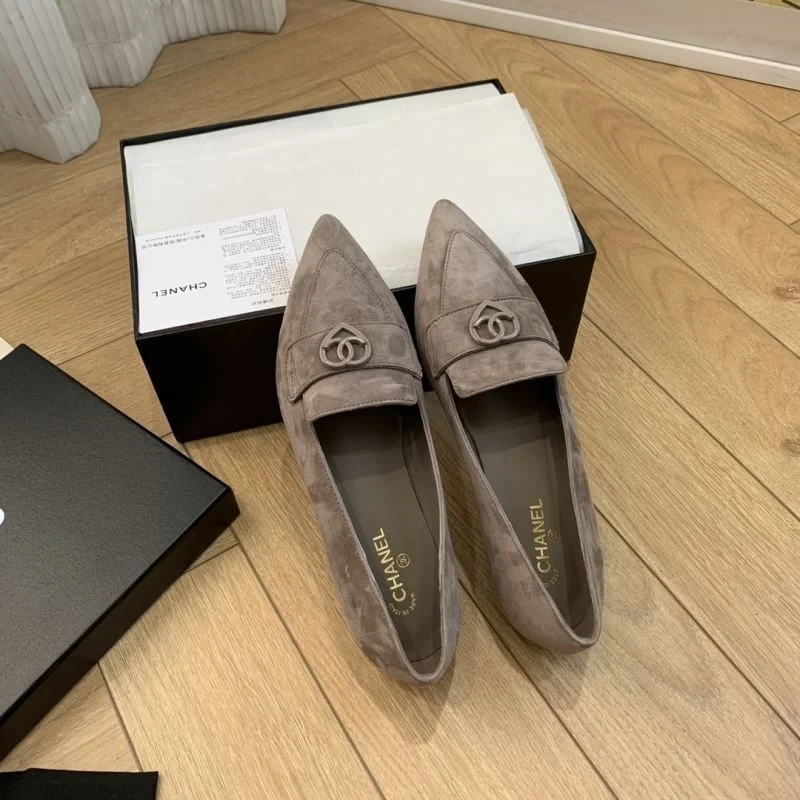 Low-cost Chanel Low Shoes