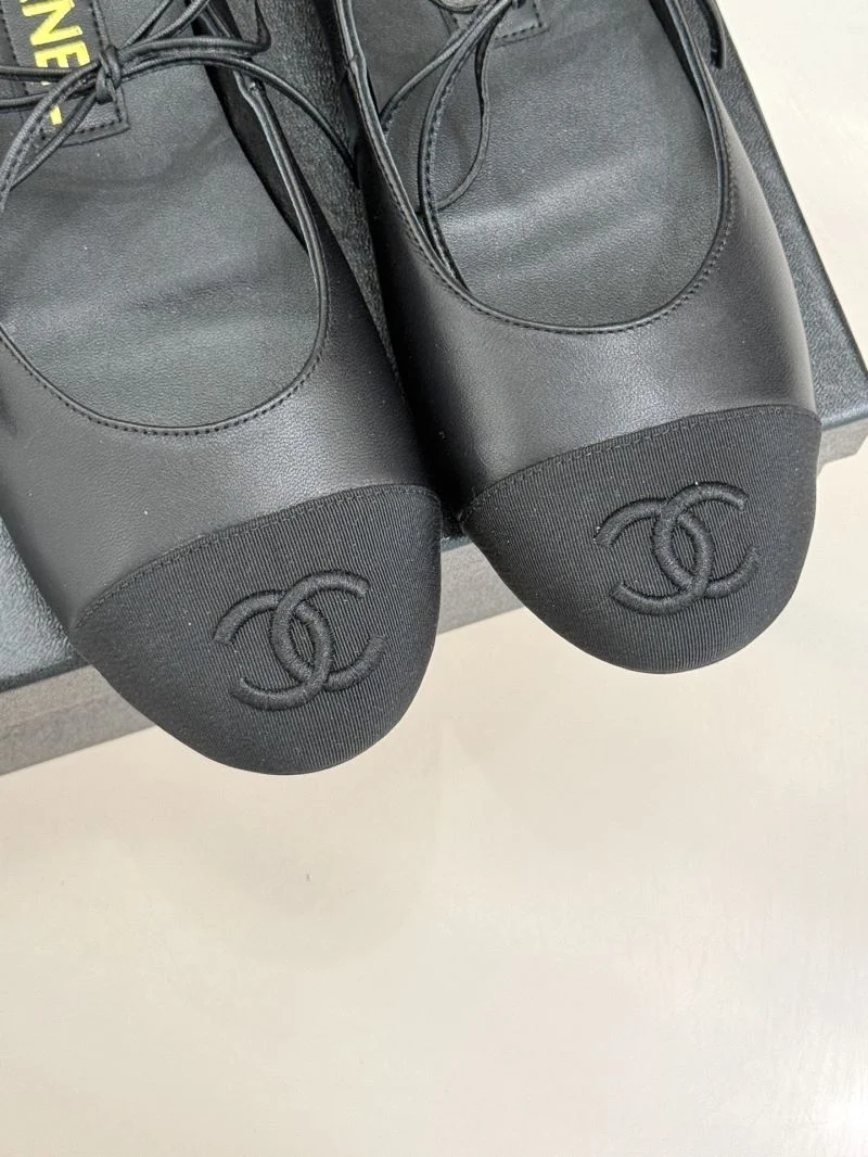 Top match Chanel Low Shoes