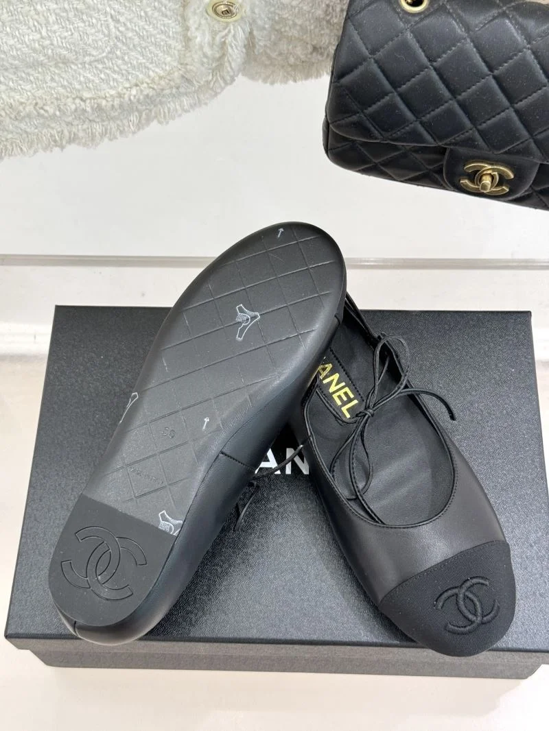 Top match Chanel Low Shoes