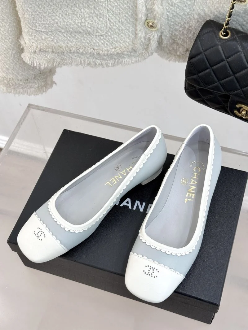 Indistinguishable Chanel Low Shoes
