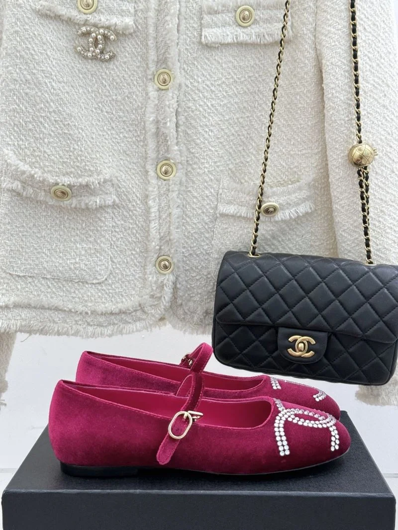 Chanel Low Shoes