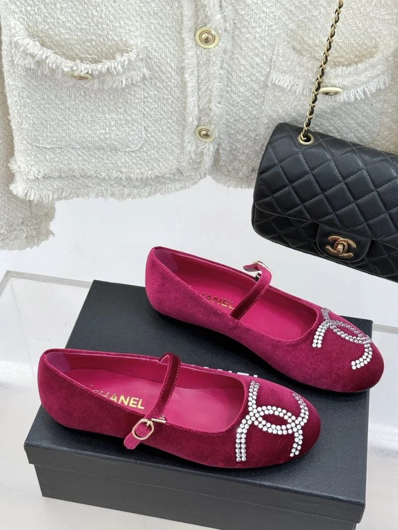 Low-cost Chanel Low Shoes