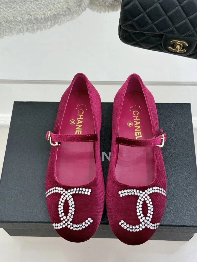 Low-cost Chanel Low Shoes