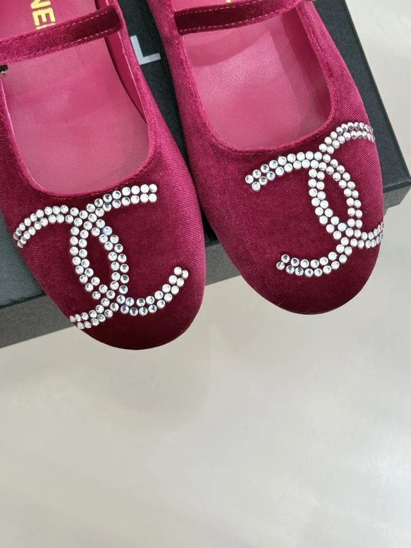 Low-cost Chanel Low Shoes