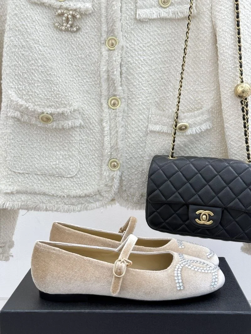 Chanel Low Shoes