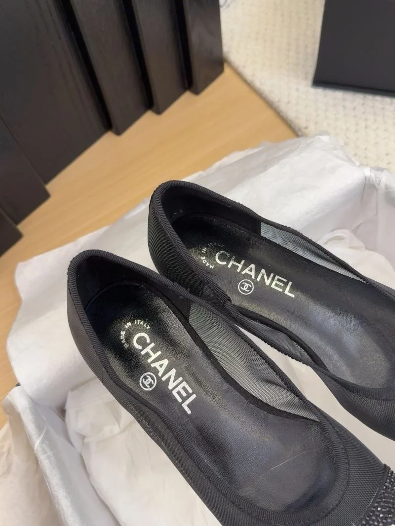 Brand-original Chanel Low Shoes