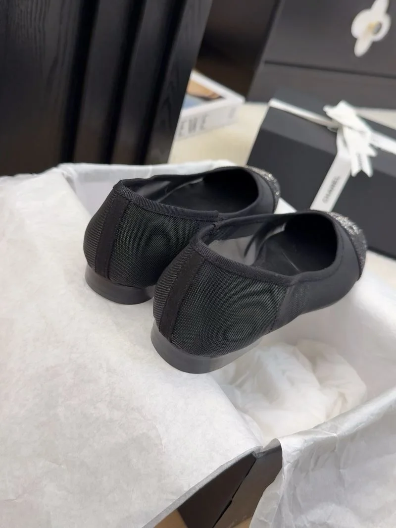 Brand-original Chanel Low Shoes