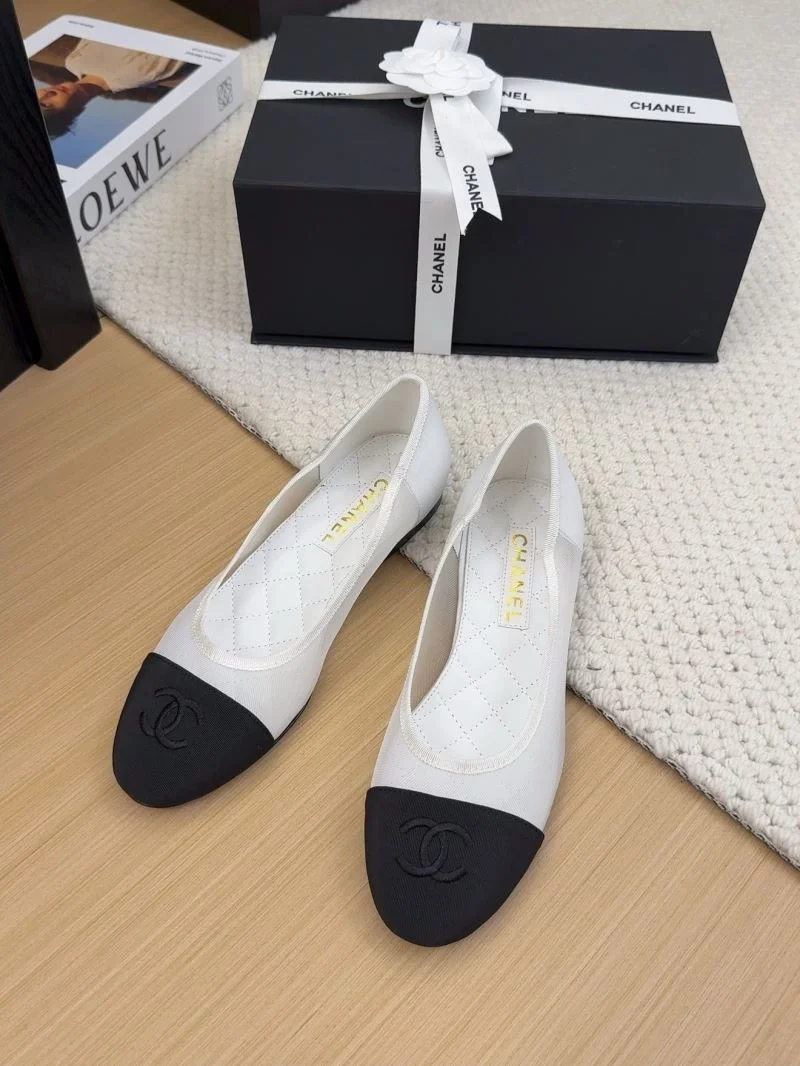 Chanel Low Shoes