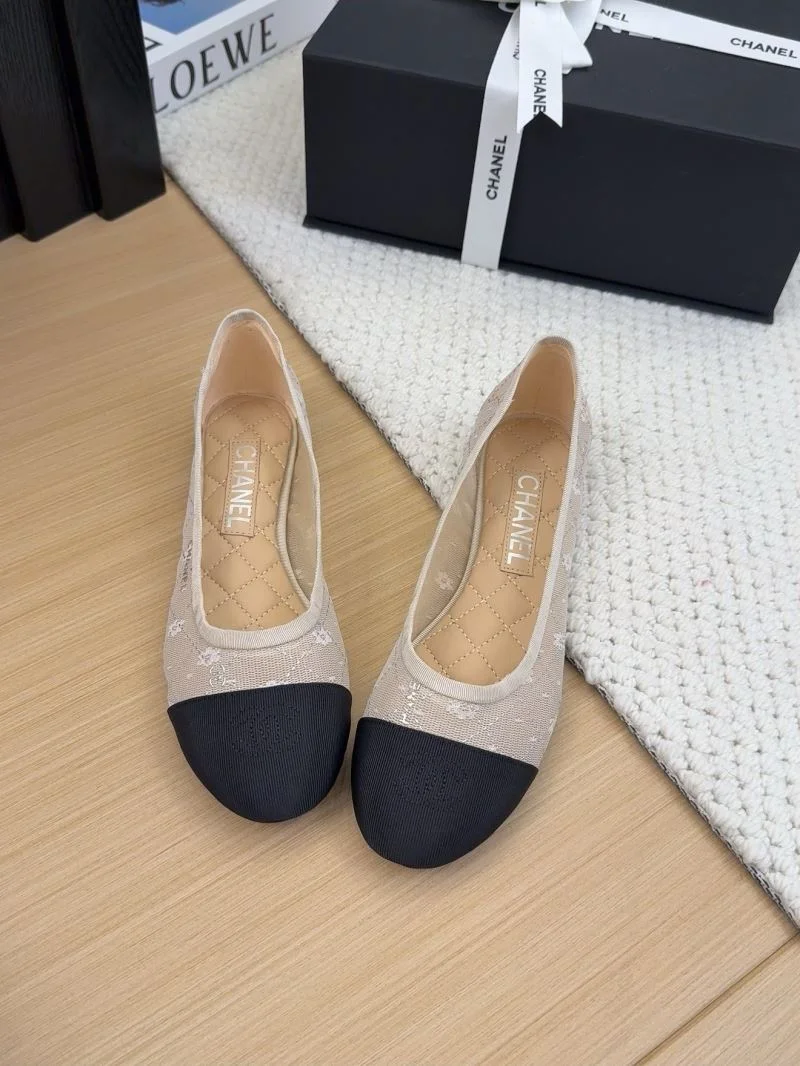 Official Chanel Low Shoes