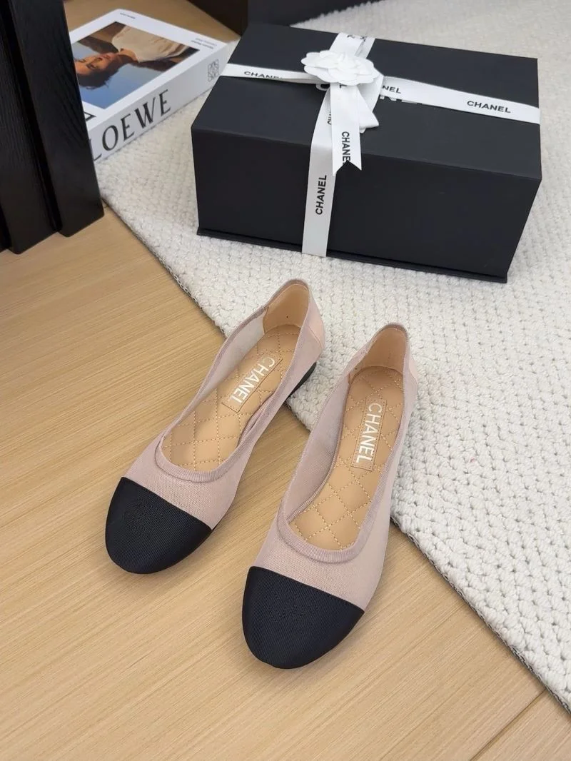 Chanel Low Shoes