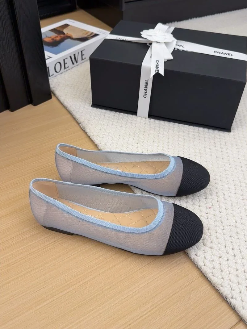 Exact replica Chanel Low Shoes